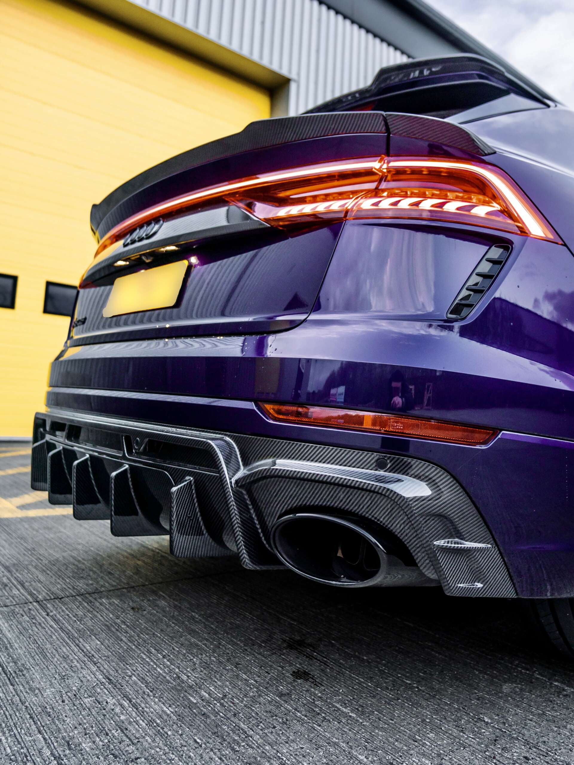 Audi RSQ8 Carbon Rear Diffuser - Automotive Passion