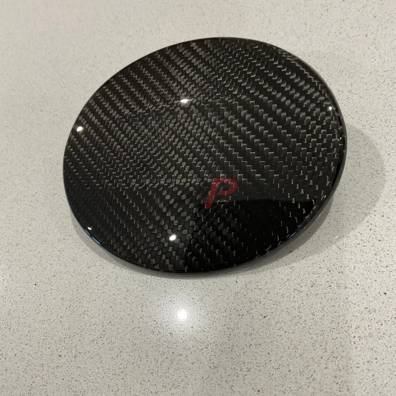 R8 CARBON FUEL CAP - AUDI R8 GEN 2 DRY CARBON FIBRE FUEL COVER ...