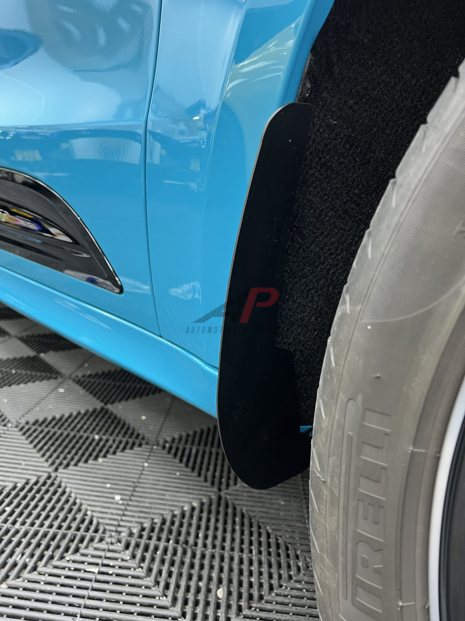 Porsche Arch Guards/Mudflaps FRONT 911/Macan/Taycan - Automotive Passion Uk