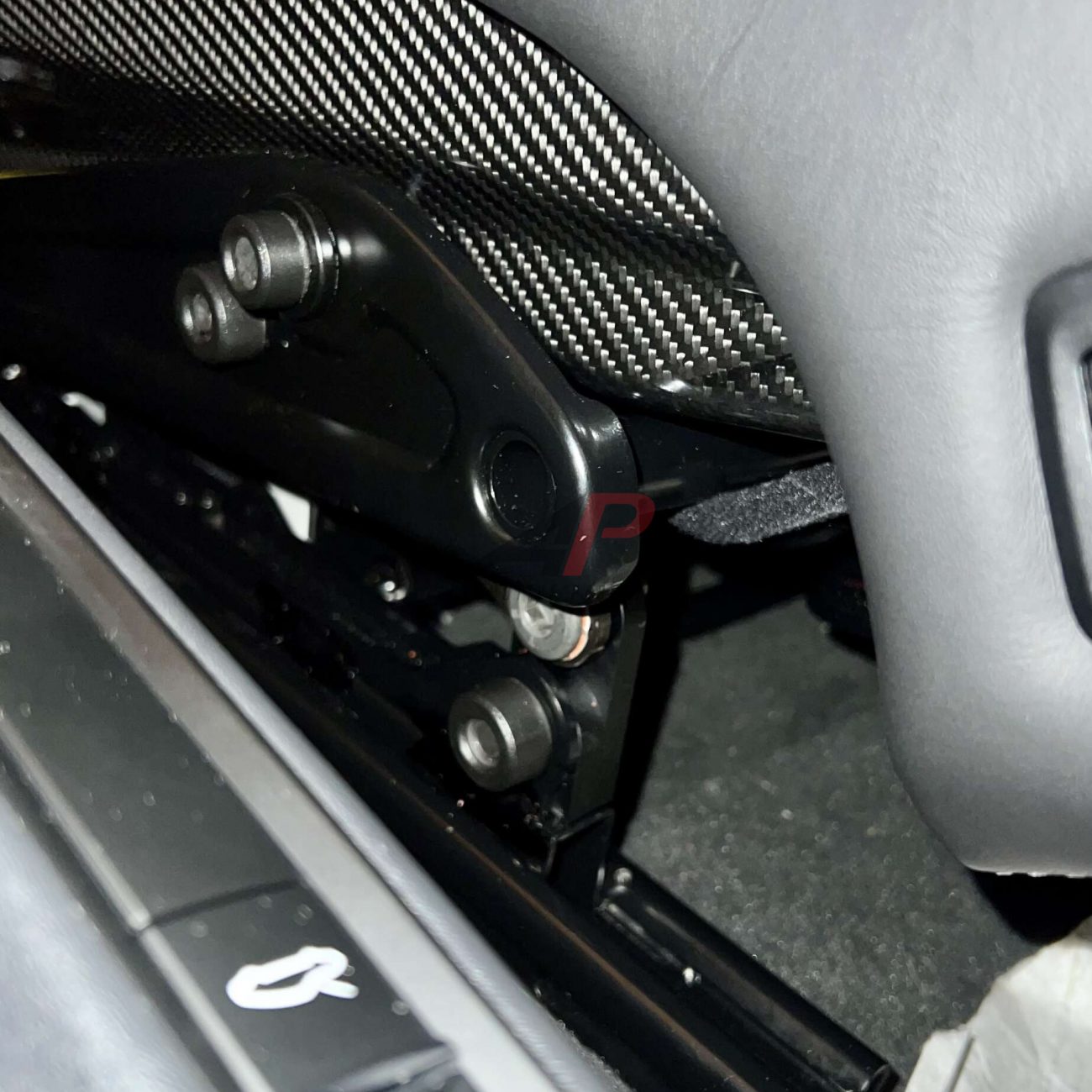 Porsche Bucket Seat Recliner Brackets - Automotive Passion Uk