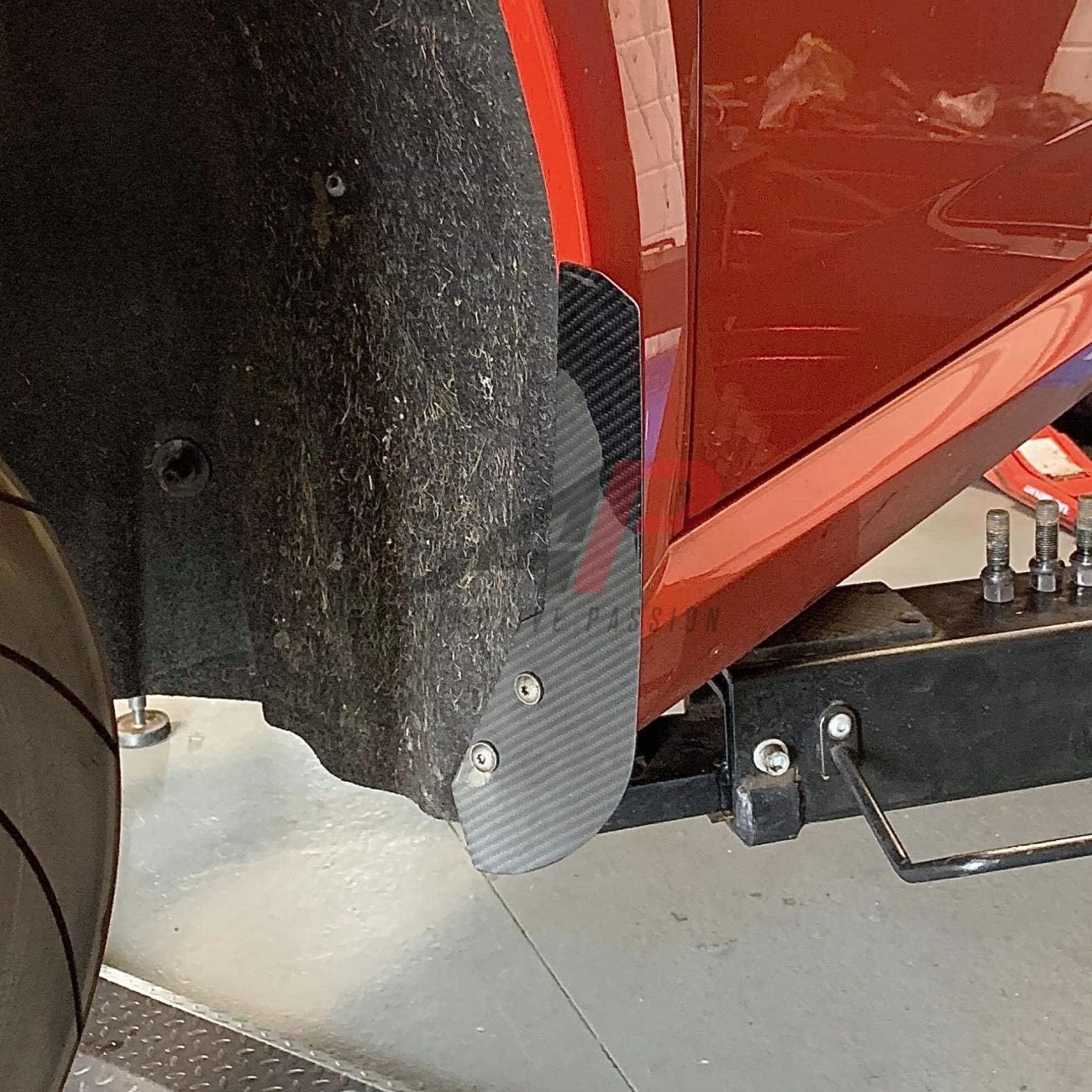 Audi TT MK3 Carbon Fibre Front Arch Guards/Mudflaps - Automotive Passion Uk