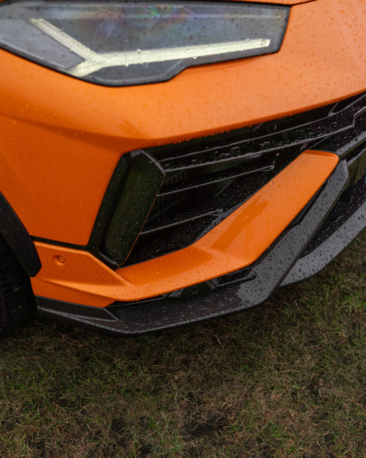 Lamborghini Urus S/PERF Carbon Front Splitter - Automotive Passion Uk