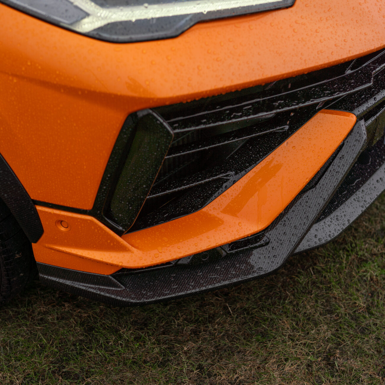 Lamborghini Urus S/PERF Carbon Front Splitter - Automotive Passion Uk