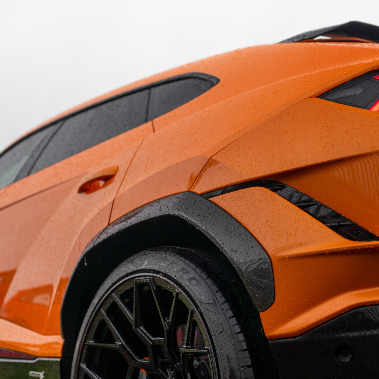 Lamborghini Urus S/PERF CARBON AERO KIT - Automotive Passion Uk
